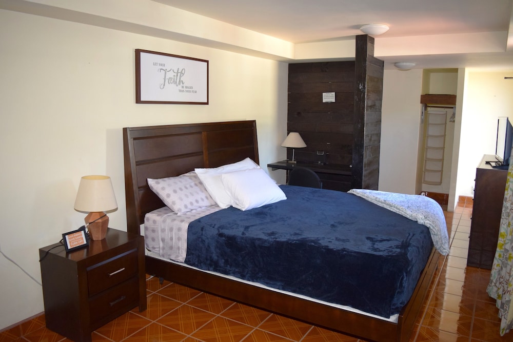 Cozy Family Home With Studio 10-15 Min From Tourist Entertainment - Ensenada