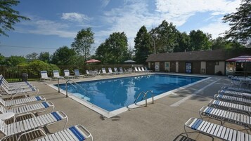 Apartamento em Condomínio Fechado, 2 quartos | Piscina | Piscina exterior