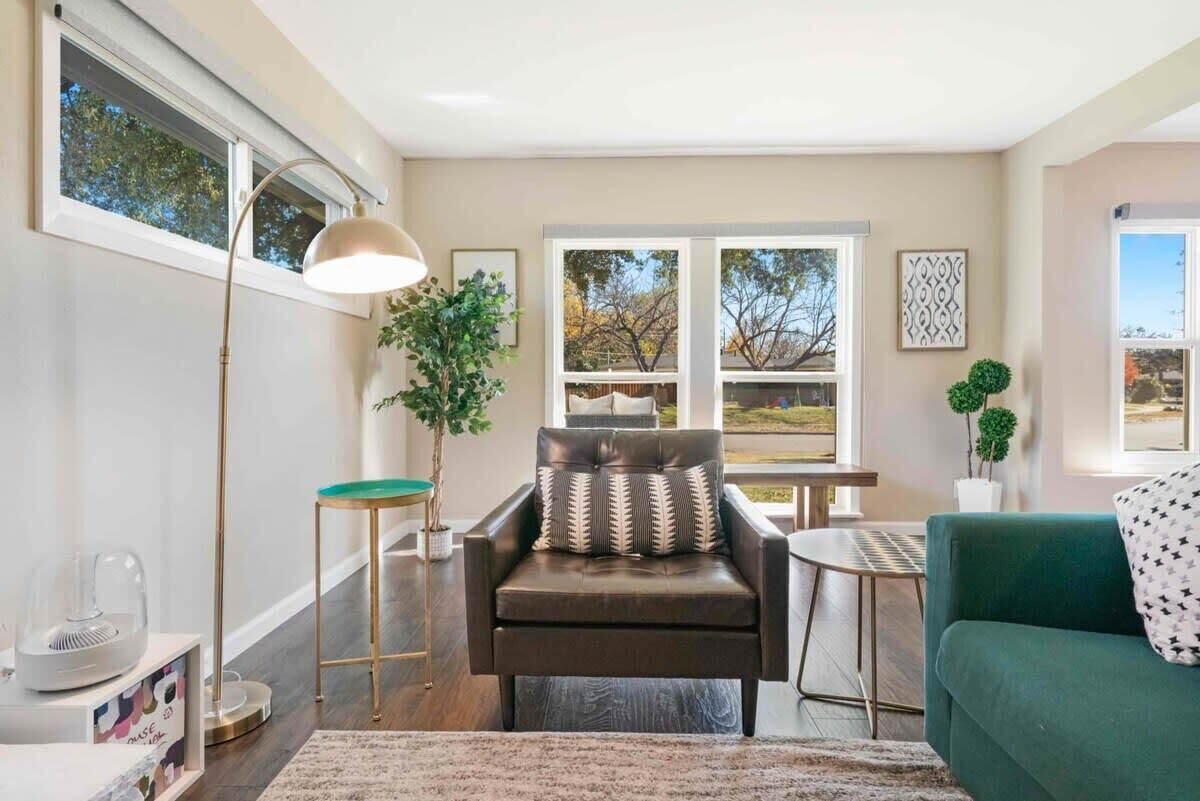 Spacious Luxurious House, Big Groups And Pool - Dallas/Fort Worth Airport (DFW)