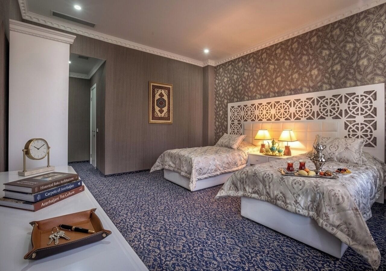 Roupa de alta qualidade, camas de colchão Select Comfort, minibar 