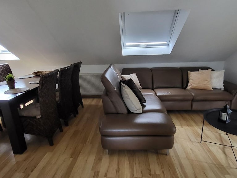 Dachgeschosswohnung Mit 2 Schlafzimmern Und Balkon - Ferienhaus Am Reilsbach - Cochem