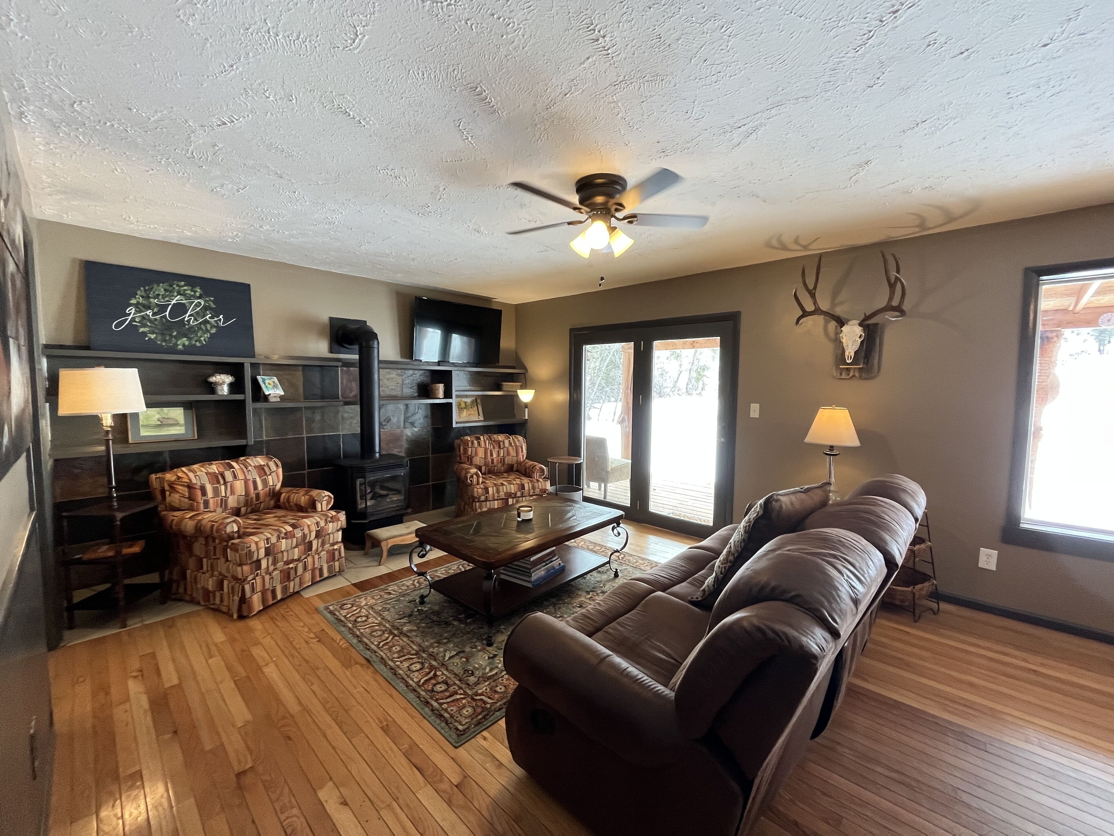 River Retreat - Tongue Canyon On The River With Hottub & Ac On 7.5 Private Acres - Wyoming