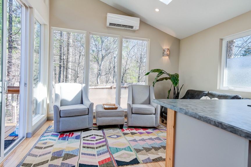 New! Cabin In The Pines - Hot Tub - 15 Minutes From Asheville! - Asheville, NC