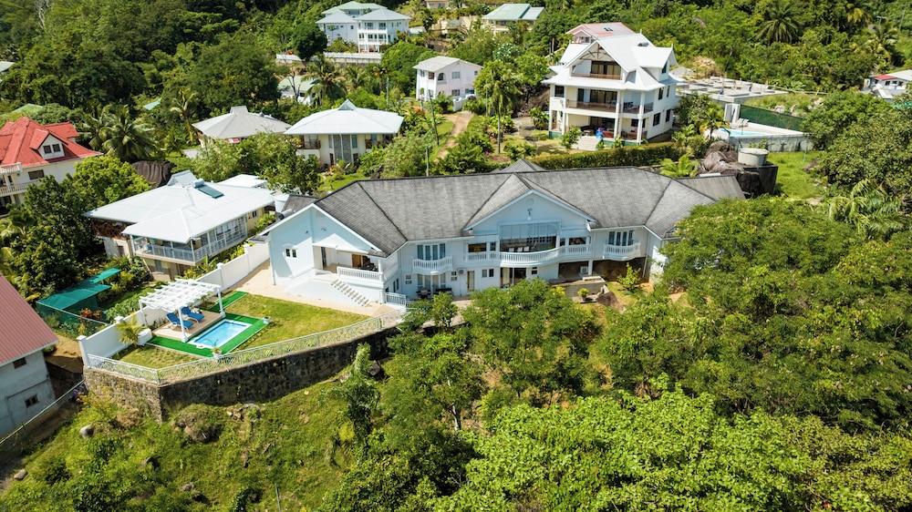 Luxurious 2-bed Villa In Bel Ombre Mahe Seychelles - Mahé