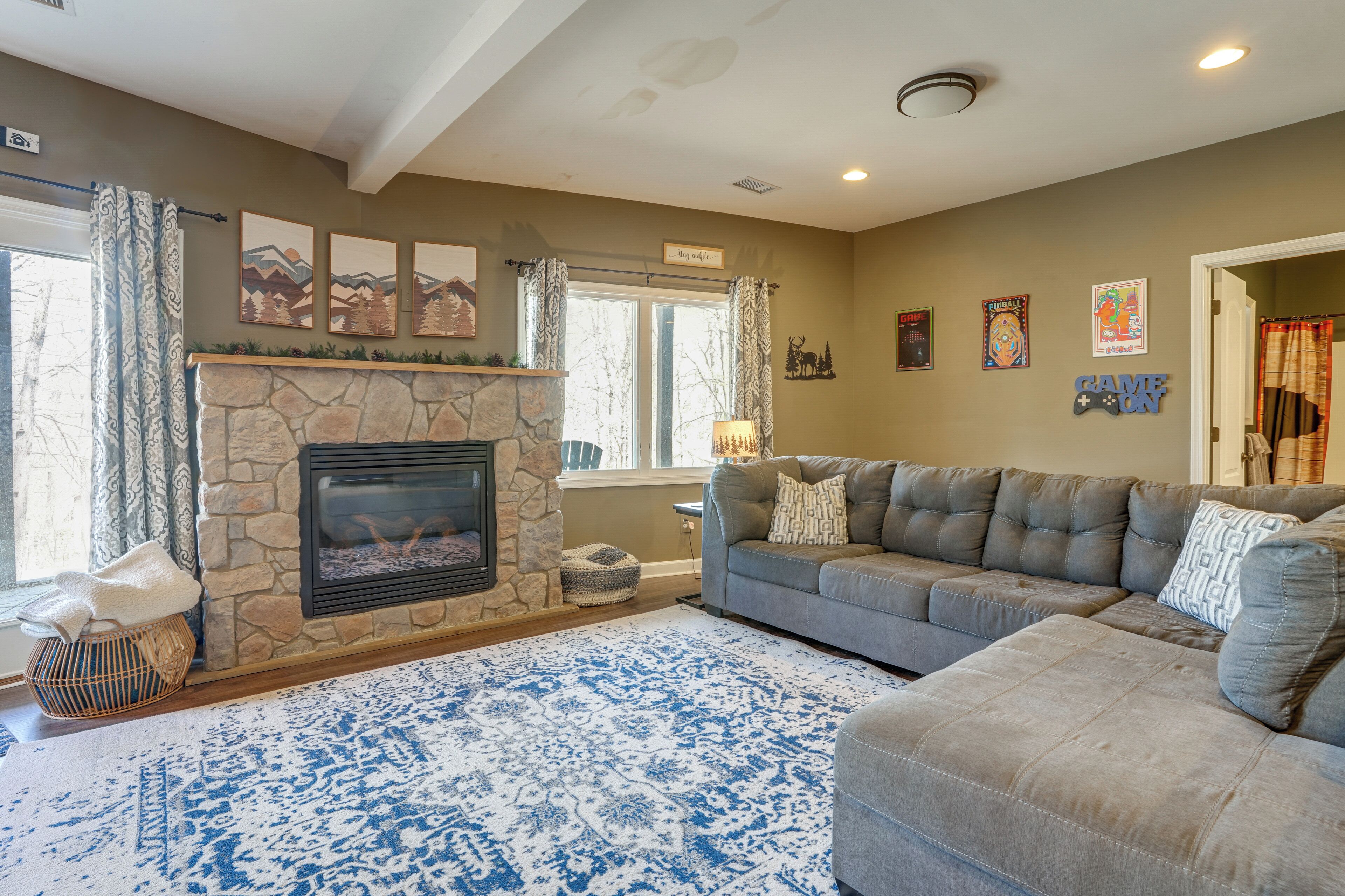 Stunning Wintergreen Resort Home: Ski & Golf! - Virginia