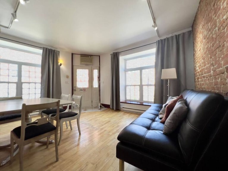 Superbe Condo De Geneviève Ancienne éPicerie - Québec, QC