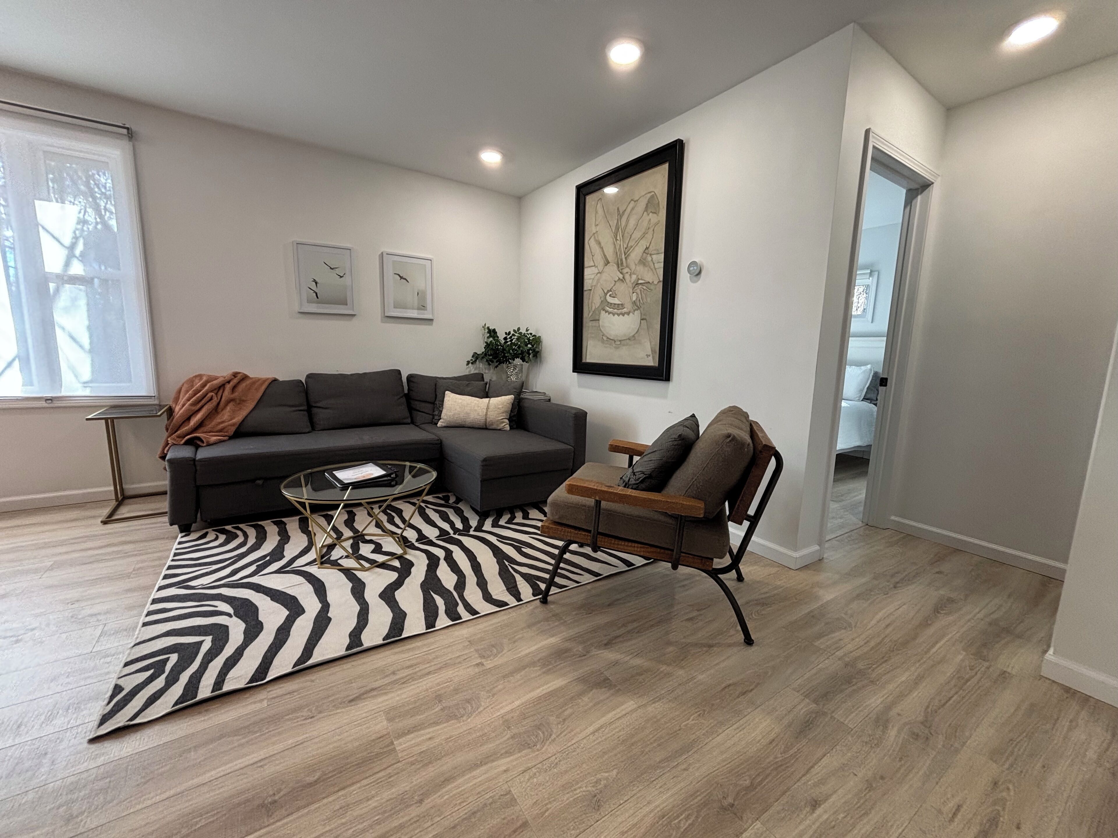 Sweet Spot On Swain | Modern 3 Br Just 5 Blocks To Iu Campus - 블루밍턴