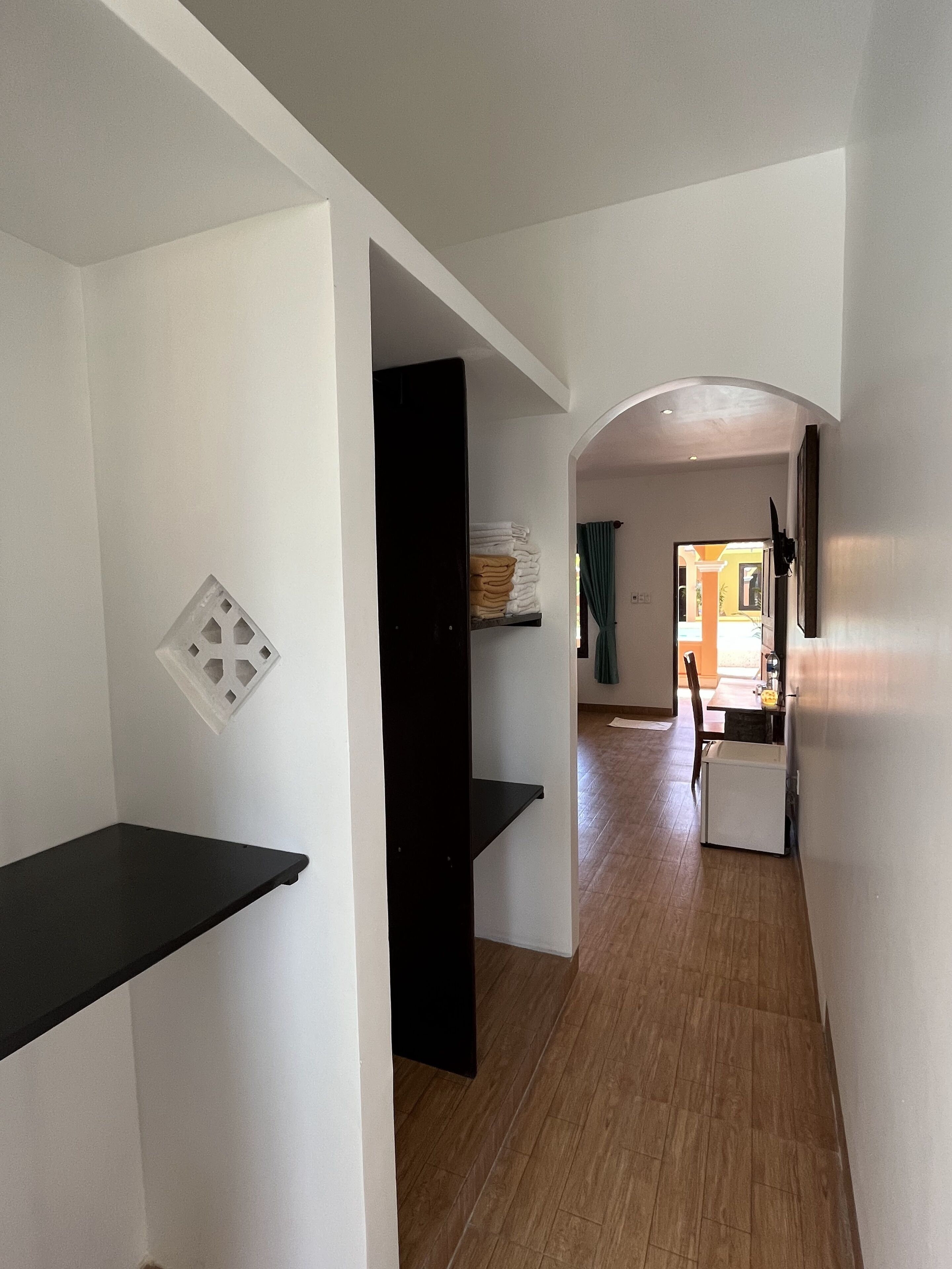 Quarto Quádruplo Deluxe | Secretária, ferro/tábua de engomar, Wi-fi grátis 