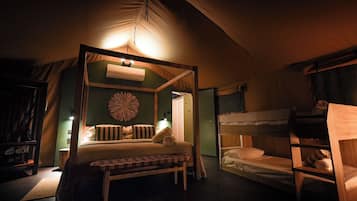 Tenda Deluxe | 1 quarto, roupa de cama fornecida