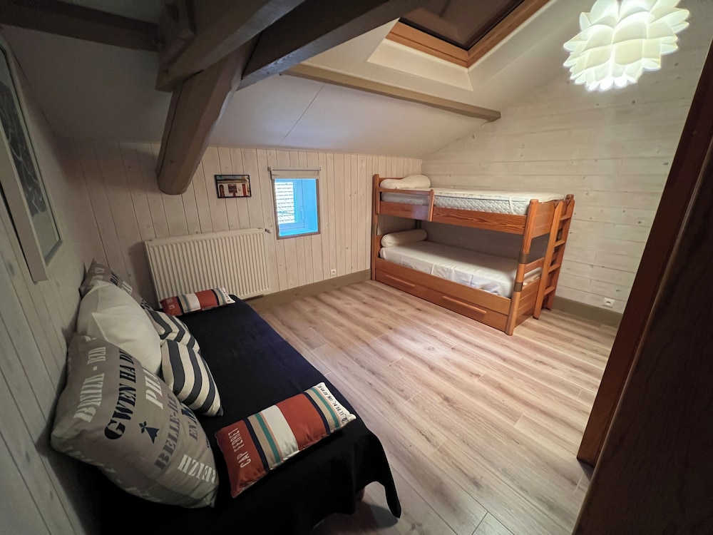 Gîte 5 Personnes Dans Une Maison En Pierre Typique De L'ardèche. - Ardèche