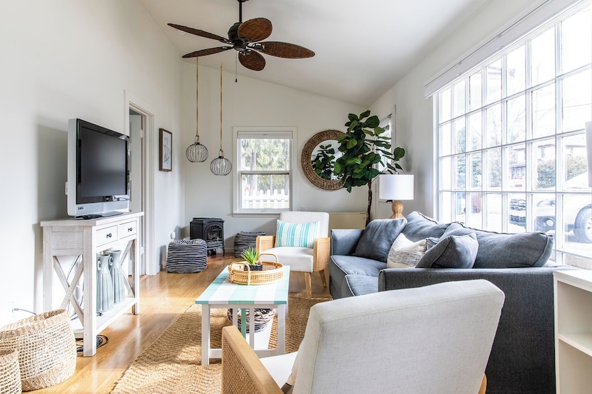 1000 Ft Beach, Pets Ok, Hot Tub, Fire Pit, Bocce - Union Pier, MI