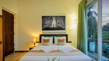 Quarto casal grand | Escrivaninha