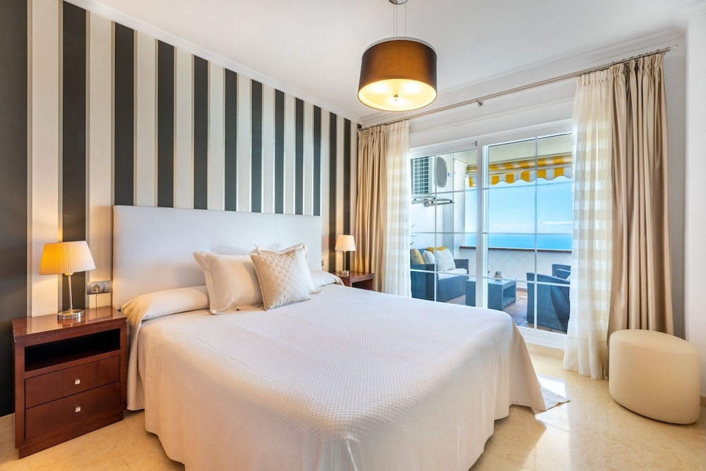 Ceres Málaga Apartamento De Lujo - Rincón de la Victoria