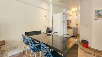 Apartamento | Restaurantes