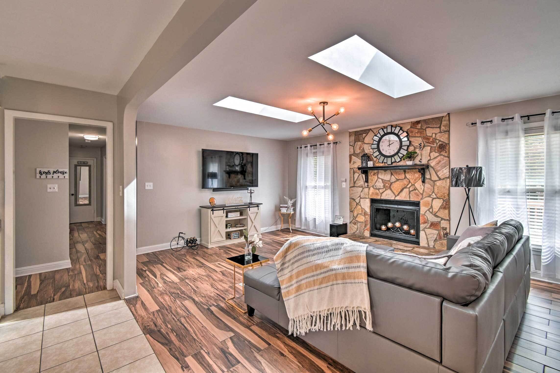 Fayetteville Vacation Rental W/ Sunroom & Yard! - Fayetteville, NC