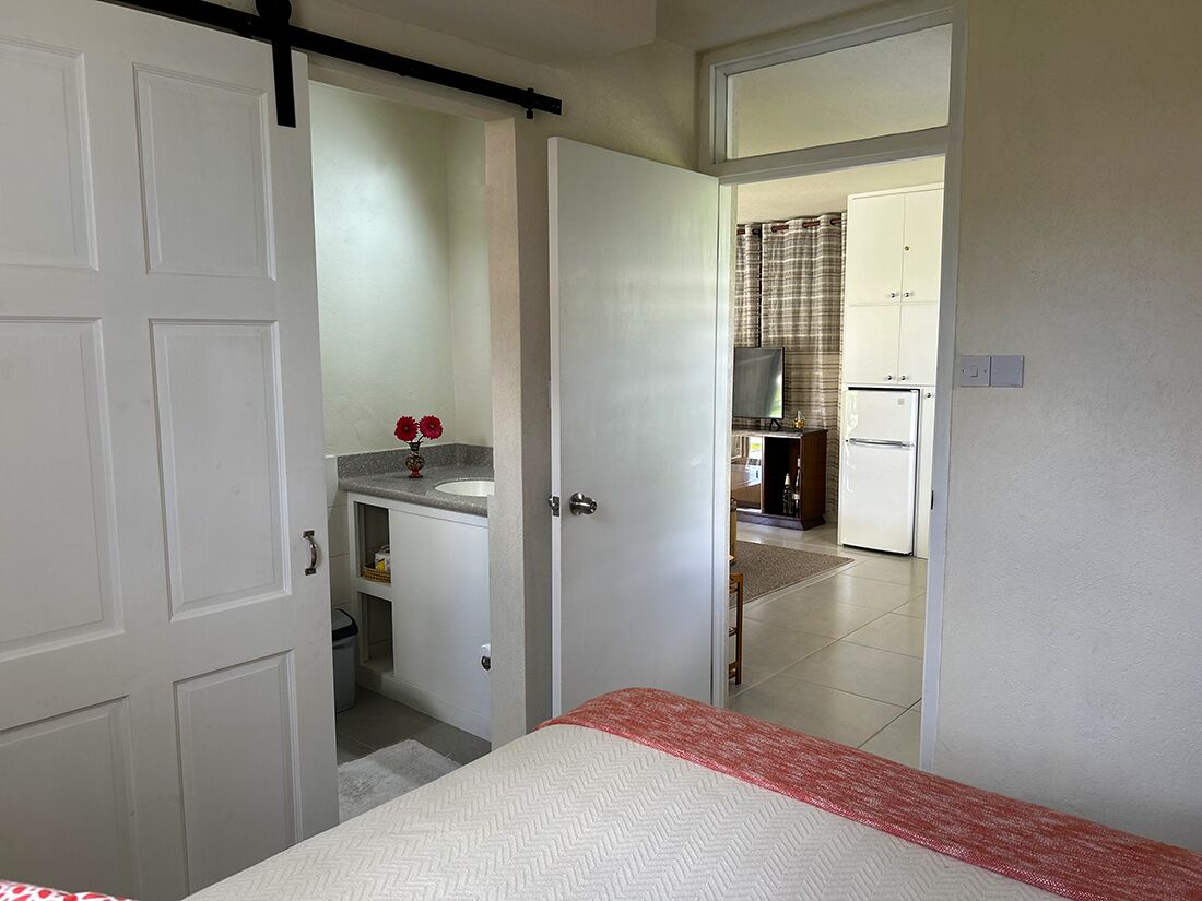 The Bajan Nook - Charming One Bedroom Apartment On The South Coast - Bridgetown