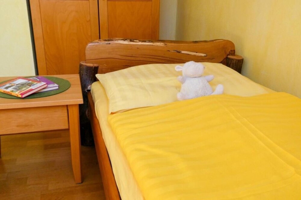 apartment-12-seeadler-im-dachgescho-gut-nisdorf-nisdorf-vrbo