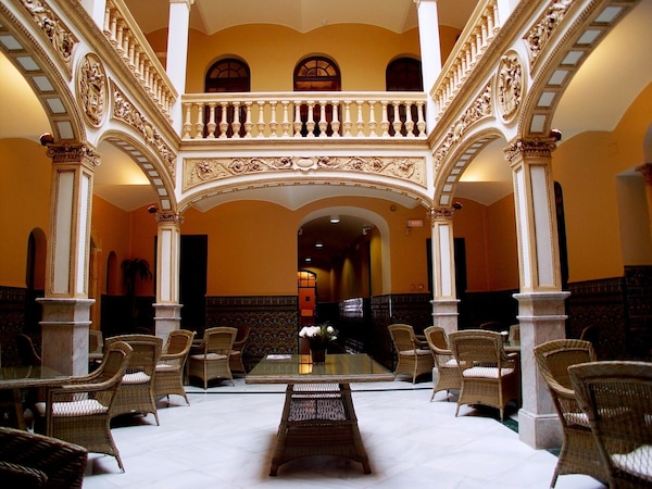 Hotel Rural Olivenza Palacio - Olivenza