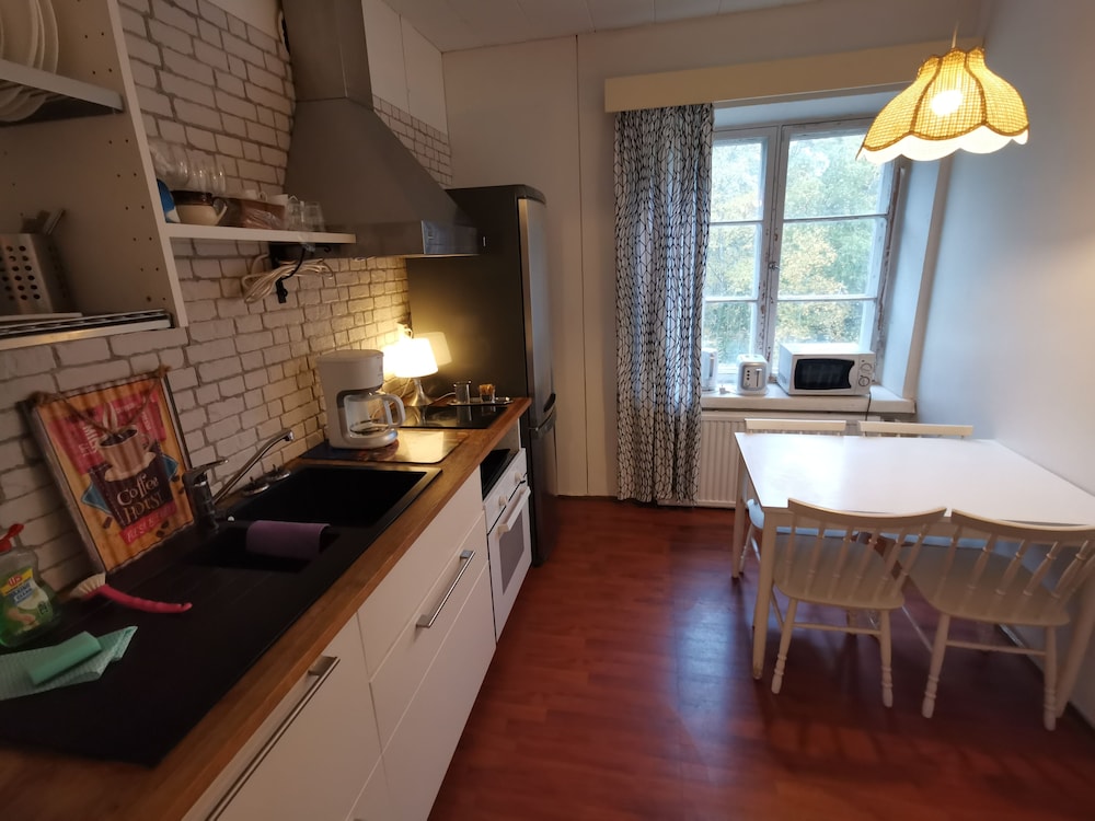 Charming 2-bed Apartment With Sauna Facility Kotka - Kotka