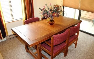 Apartamento em Condomínio Fechado, 1 quarto | Restaurantes