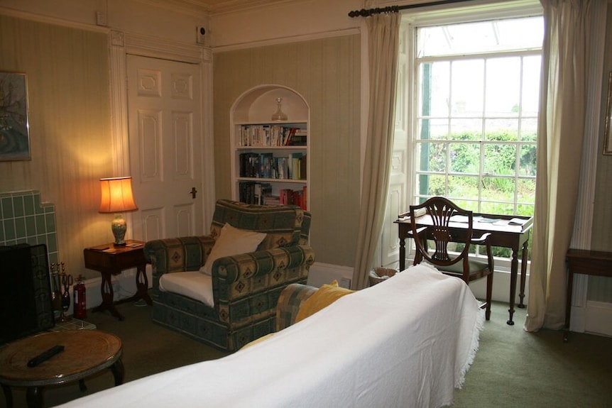 Sages - Regency Country Villa In Heart Of Dolton - North Devon District