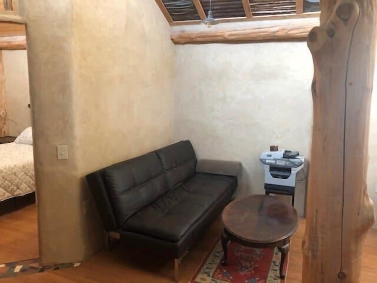 Spirit House In The Terlingua Ghost Town - 特靈瓜