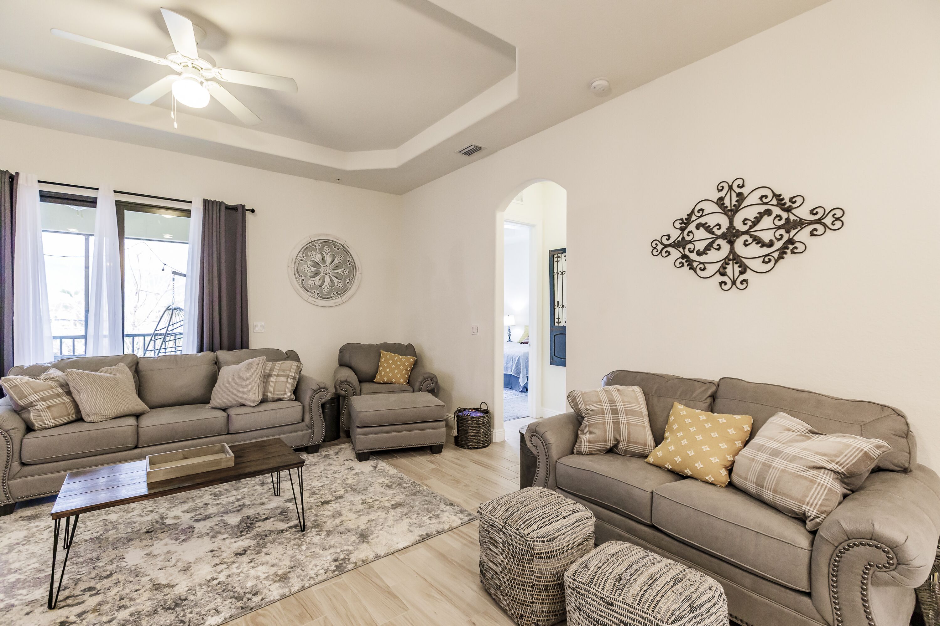 3 King Bd ~ The Hive ~Pool-bikes-beach-baby-golf Supplies-walk To Dining & Shops - Cape Coral, FL