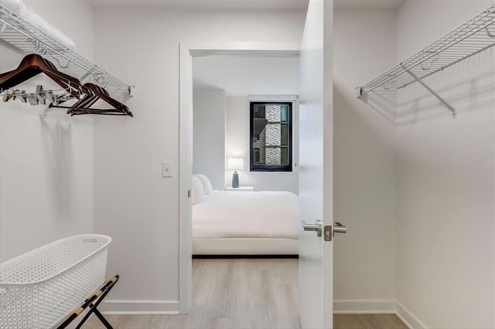 On-site Co-working Spaces | Business & Fitness Center | Noma - Washington, DC
