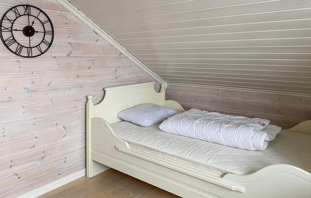 Beautiful Home In Stryn With Kitchen - Olden