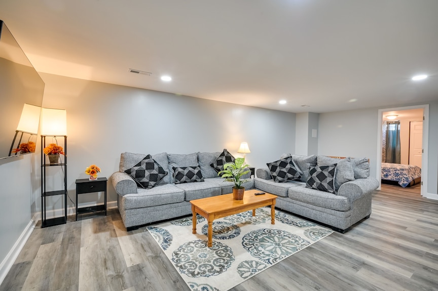 Deck & Grill: Convenient Home In Hummelstown - Hershey, PA