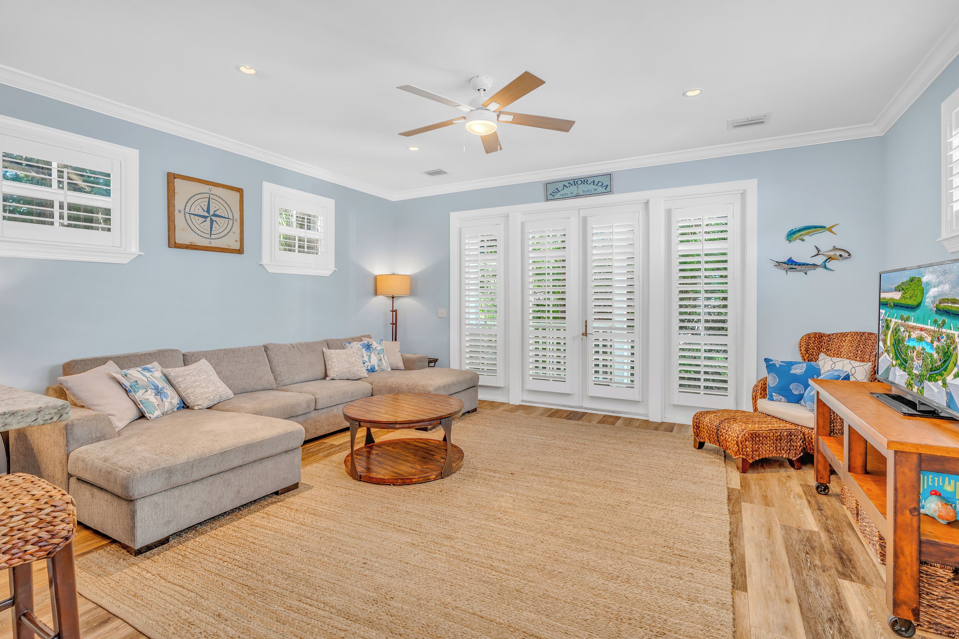 Renovated Anglers Reef 2br + Sleeper + Ocean Views, Pool, Marina, Sleeps 8 - Islamorada, FL