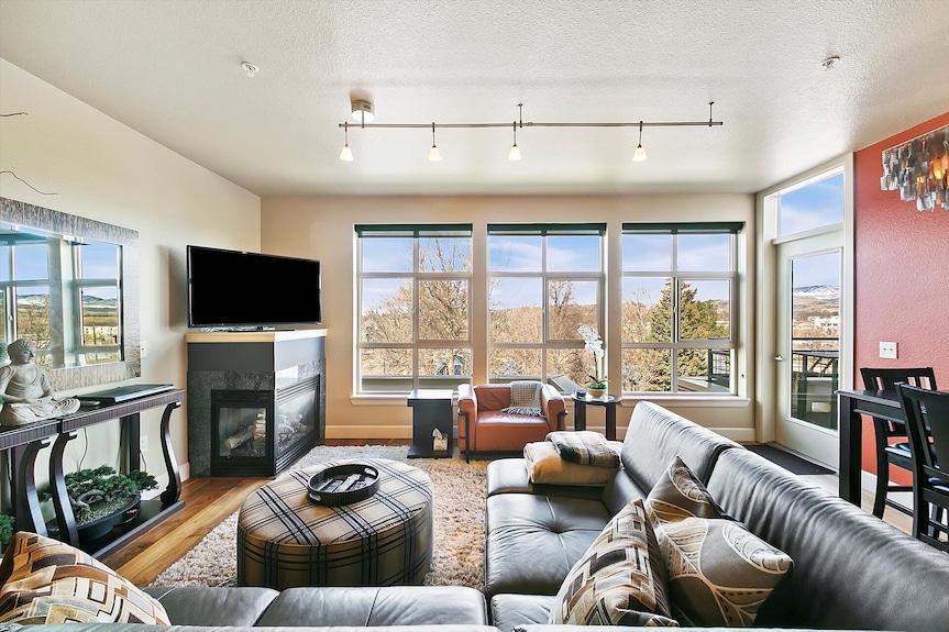#Habituehomes - The Zen Den - Downtown Living! - Boise, ID