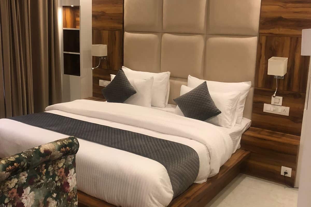 Quarto de Luxo | Wi-fi grátis, roupa de cama fornecida