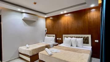 Frigobar, Wi-Fi de cortesia, roupa de cama