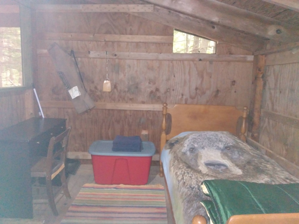 Writer's Den: Rustic Retreat Camping Cabin - Ithaca