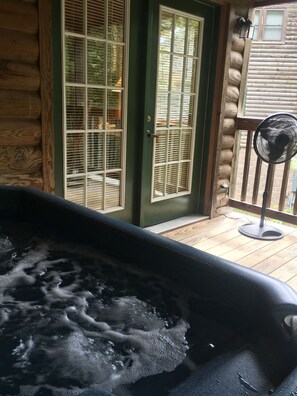 Casa de campo, 2 quartos | Hidromassagem externa