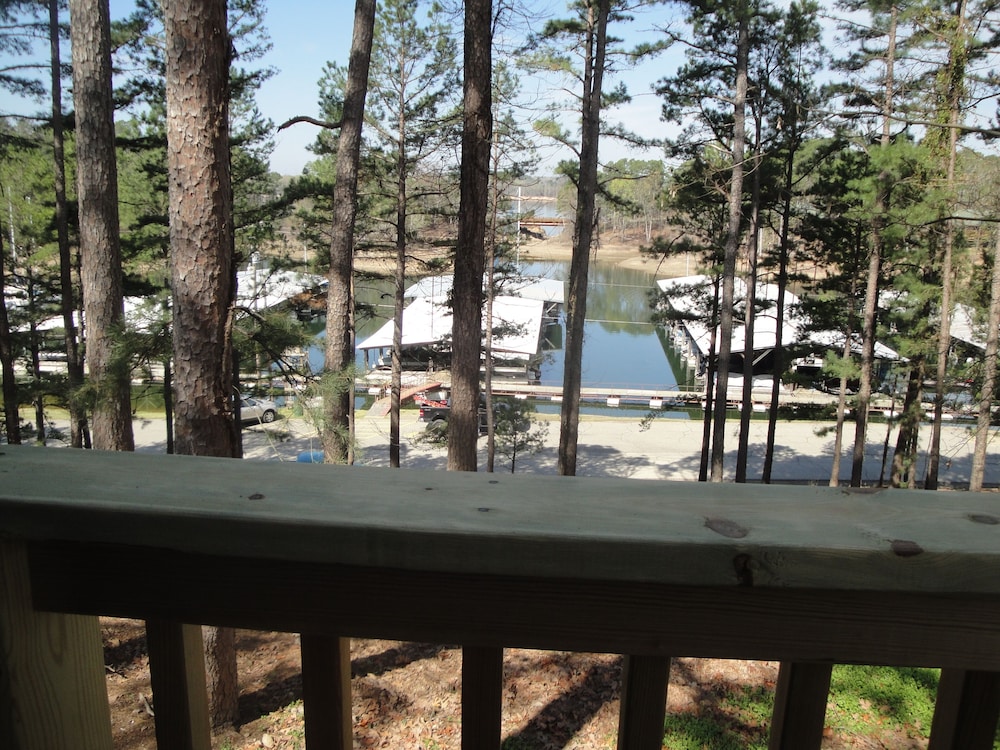 Mountain Harbor Two Bedroom Lodge Cottage By Redawning - Arkansas