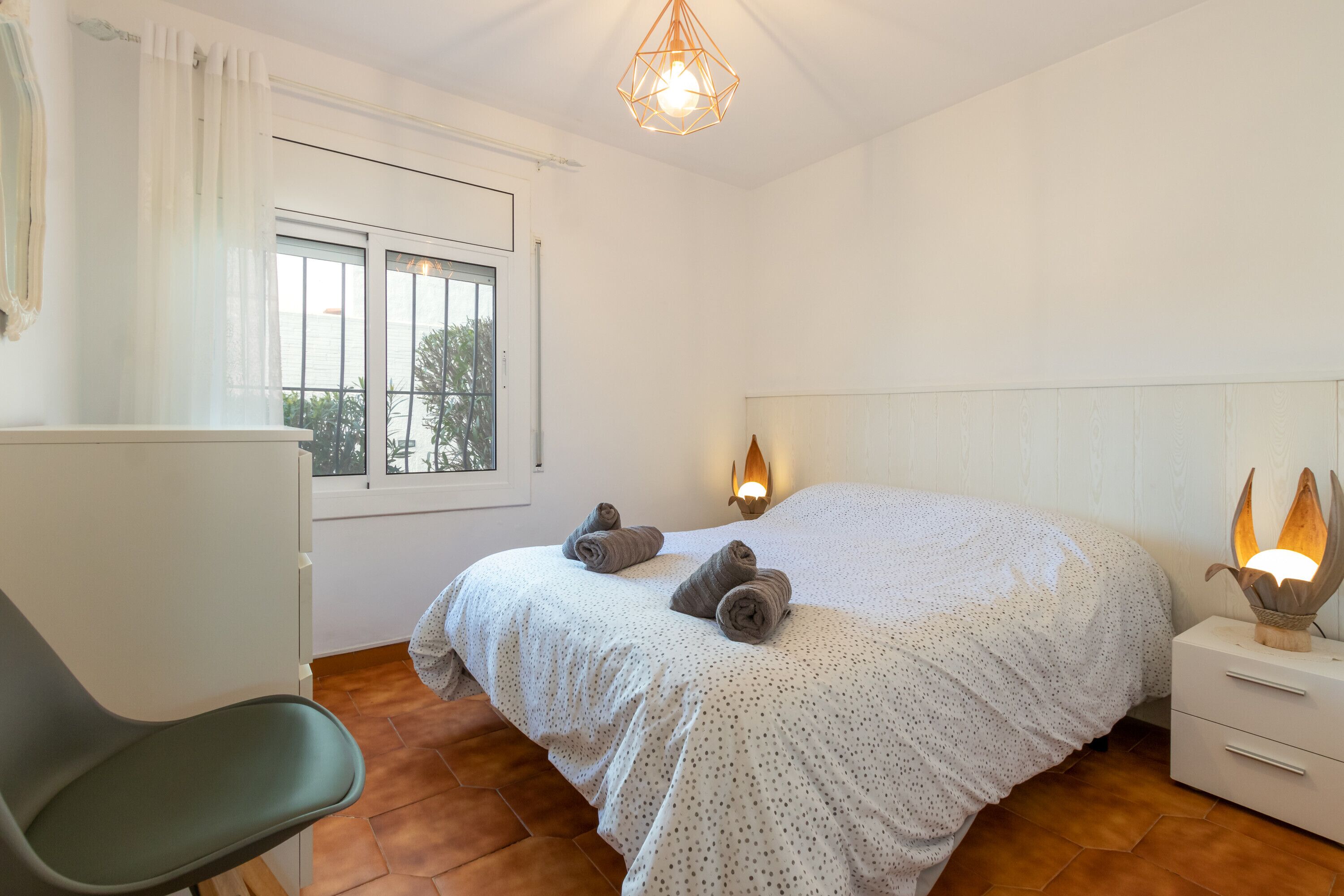 Apartment 'Santana' With Private Terrace, Balcony And Wi-fi - L'Escala