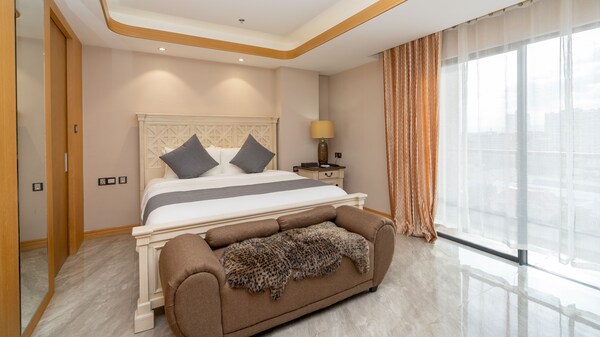 One Euphoria Luxe Hotel - Mabalacat