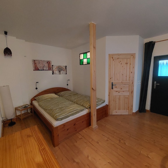 Moosgrün Ferienzimmer 1 - Eastside - Mecklenburgische Seenplatte