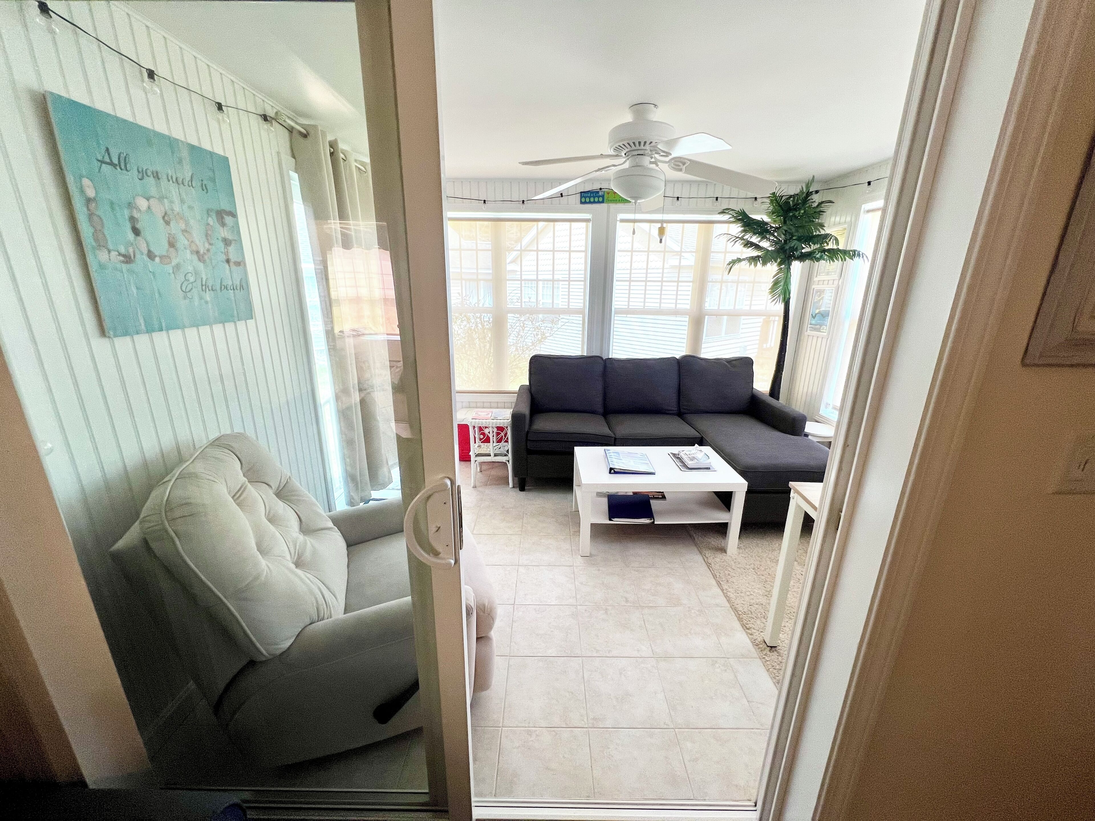 Cozy Cottage Resort With Pool Jacuzzi Game Room Close To Wells Beach! Sleeps 6 - Wells, ME
