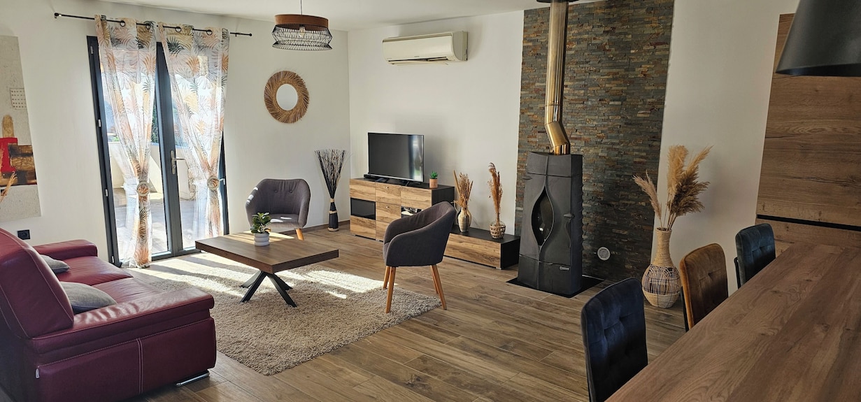 Magnificent Villa With Mountain View, Heated Pool - Sainte-Lucie-de-Porto-Vecchio