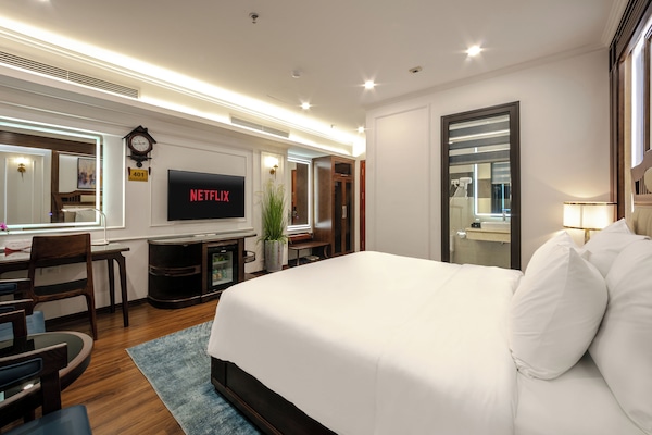 Quarto casal executivo | Frigobar, cofres nos quartos, cortinas blackout