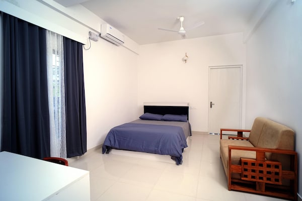 Kailath Safe Stay Tourist Home - Thiruvalla