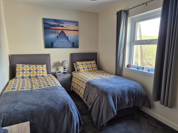 Beautiful 2-bed Semi Rural Cottage Enclosed Garden - Scotland