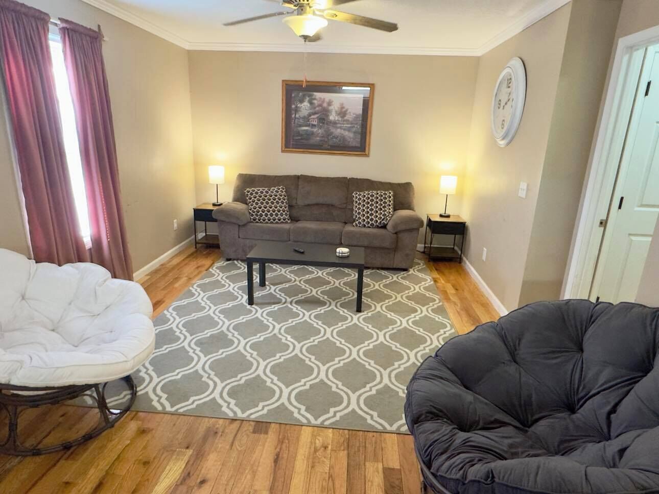 Peaceful Townhouse Near Lake - Guntersville, AL