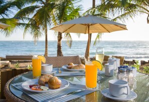 3 restaurantes: opção de café da manhã, almoço e jantar