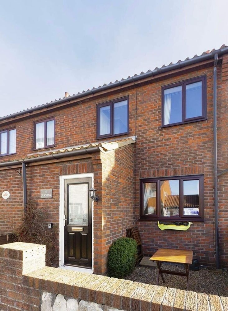 Immaculate 2-bed Cottage In Flamborough - Flamborough