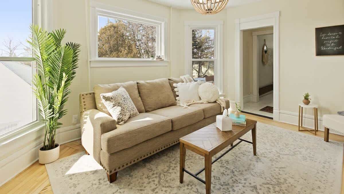 [Cozy] Loft - Steps To Downtown! - Sturgeon Bay, WI