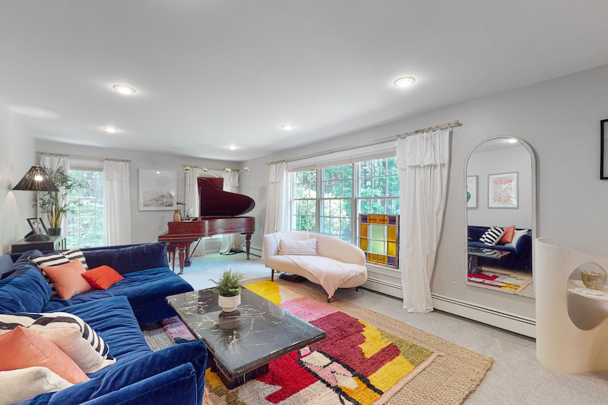 Woodland Home With Screened Porch, 2 Living Rooms - Near Historic Waterfront - Bath, ME